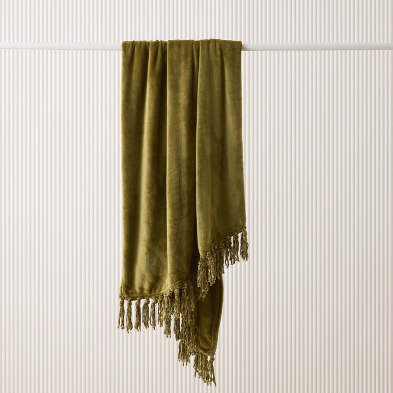 Aspen Moss Fleece Tassel Throw | Adairs