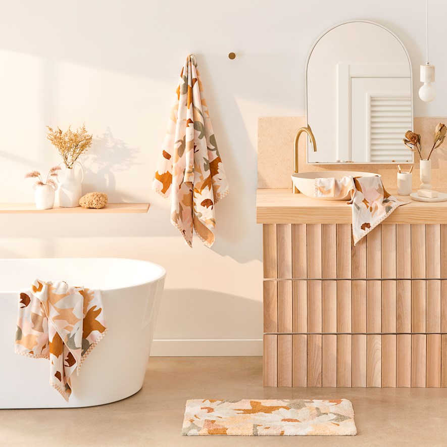 Kimmy Hogan Paper Daisies Whisper Pink Towel Range | Adairs