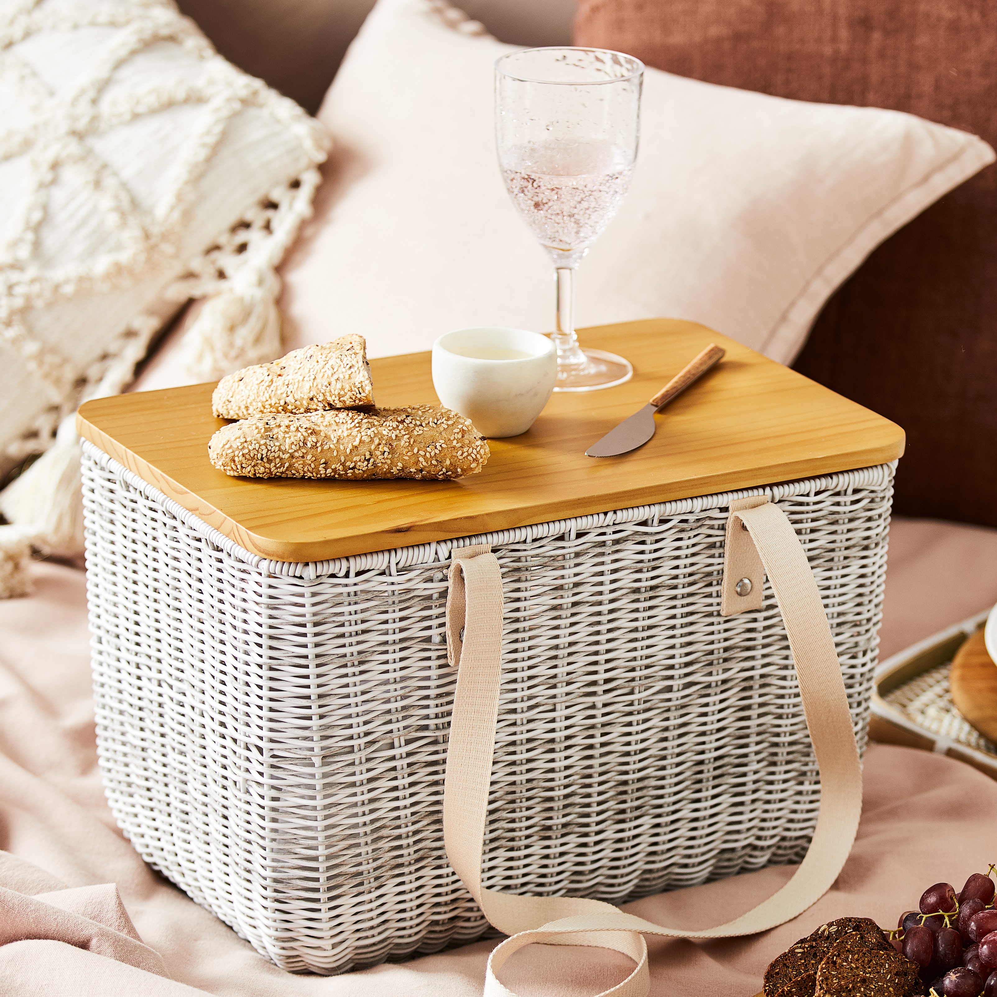 Harlow White and Natural Picnic Basket | Adairs