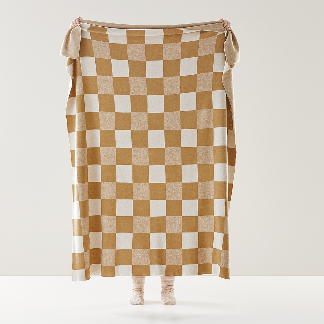 Baxter Tobbaco & Natural Check Knitted Throw | Adairs