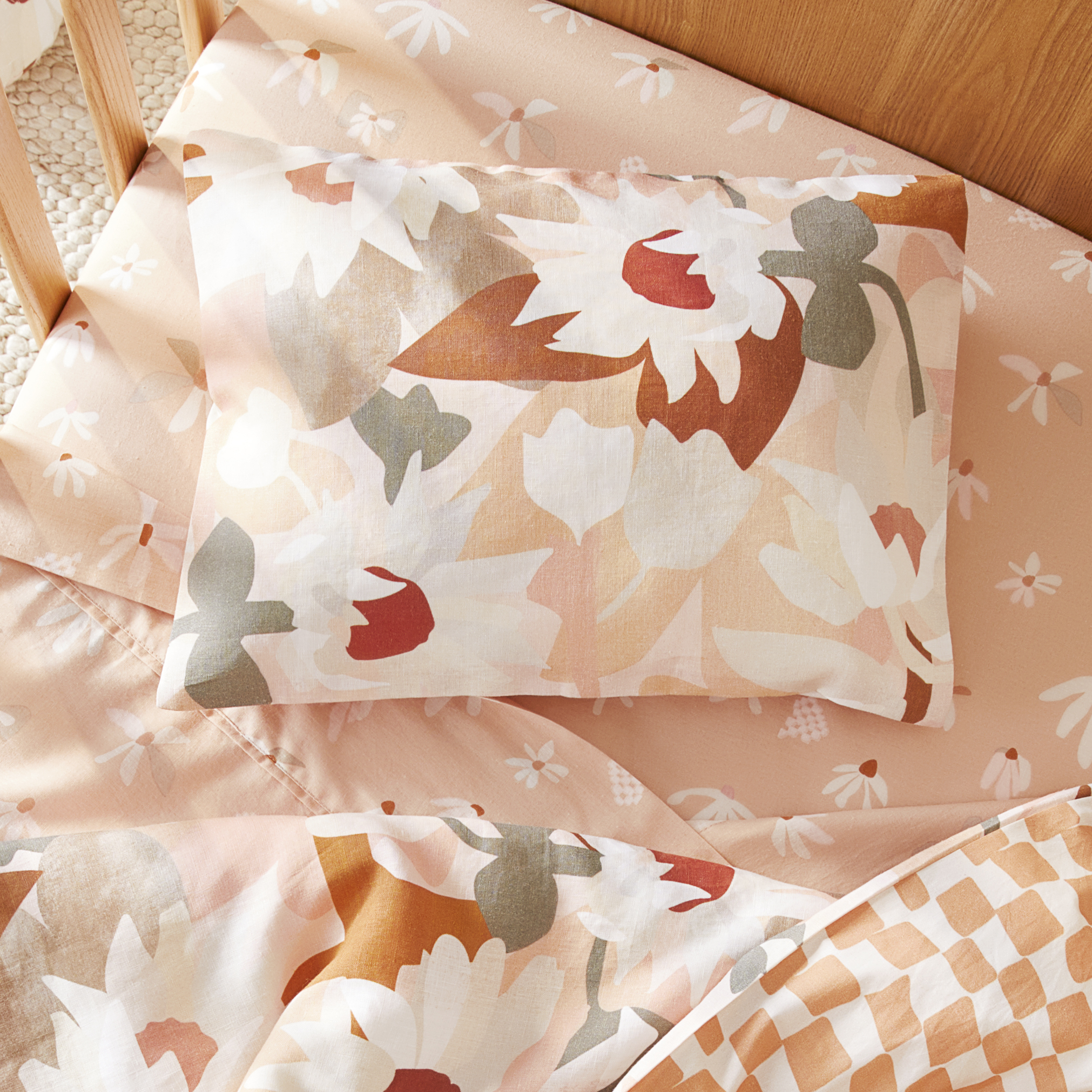 Adairs Baby - Kimmy Hogan Whisper Pink Paper Daisies Cot Quilt Cover ...