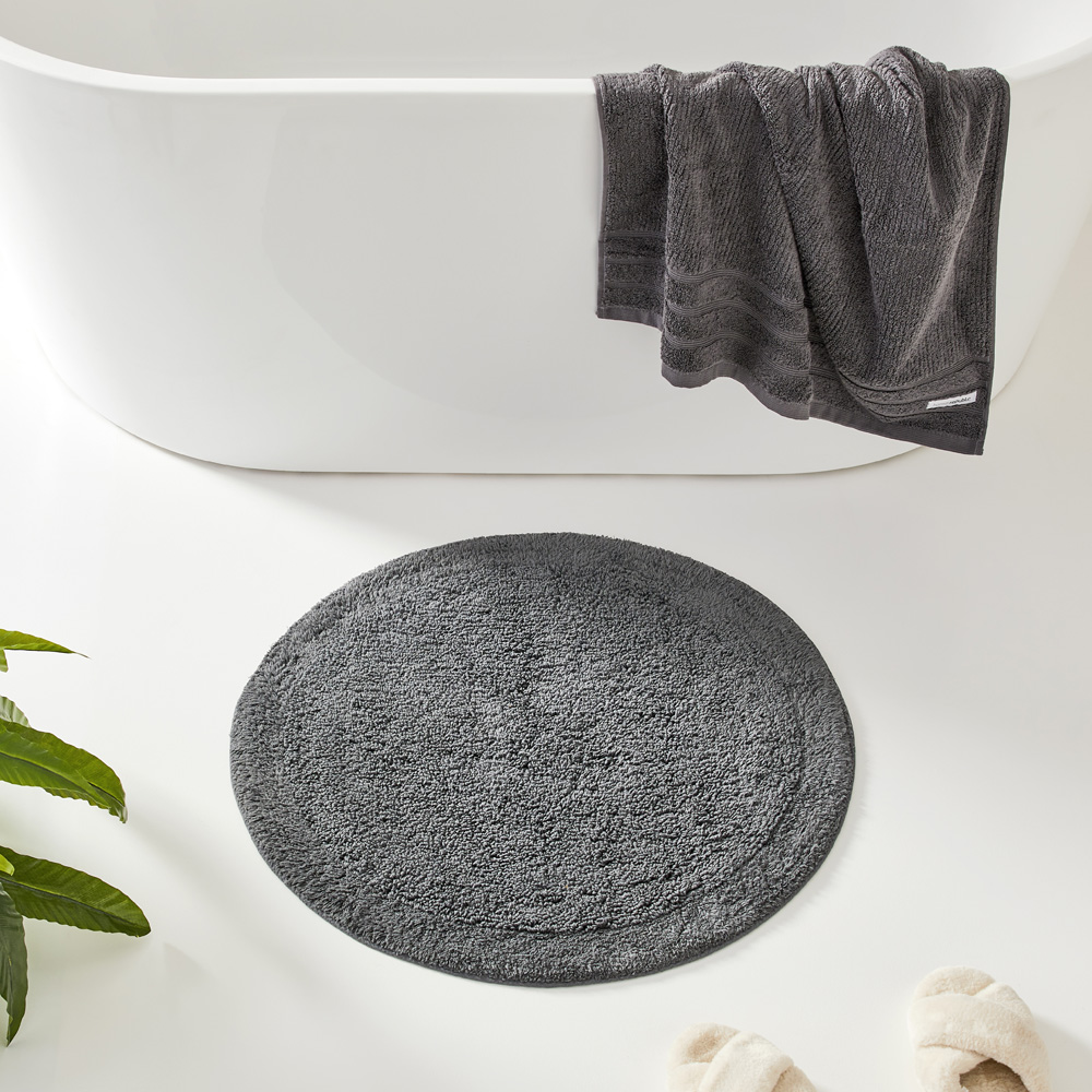 Nicola Coal Combed Cotton Circle Bath Mat | Adairs