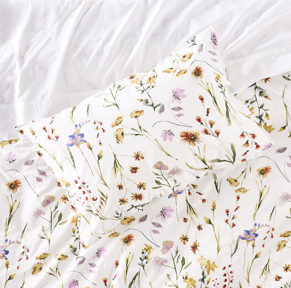 Stalky White Floral Quilt Cover Set | Adairs