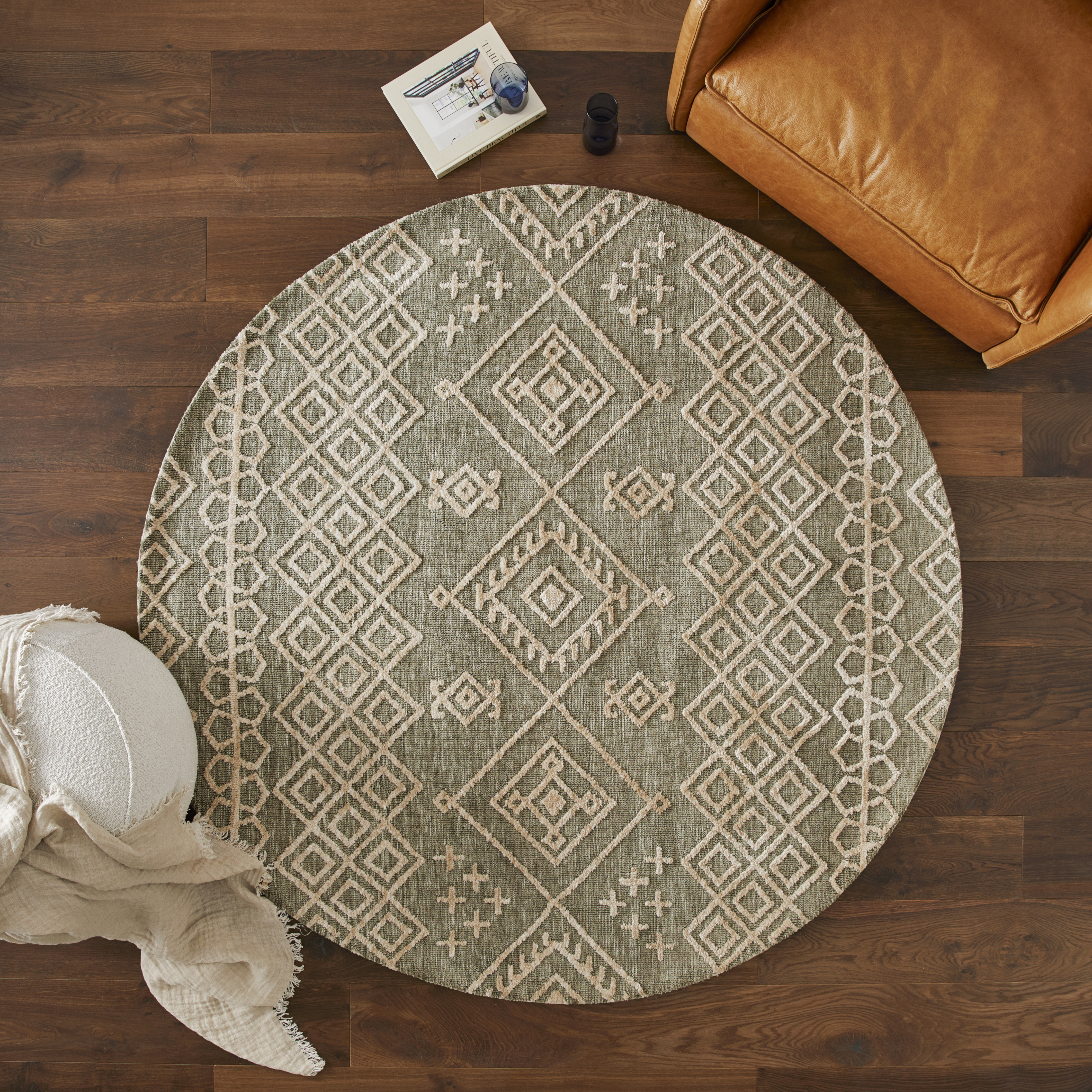Ohio Aztec Fern Marle Round Rug | Adairs