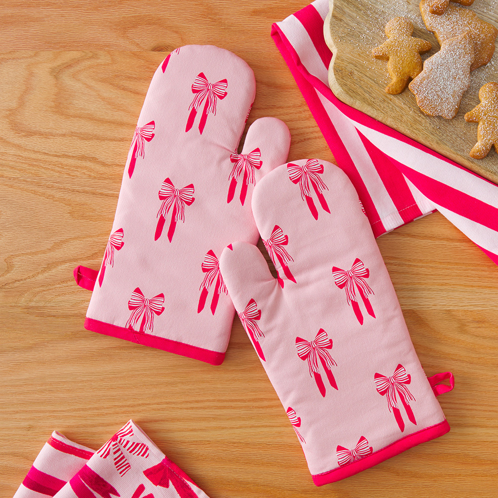 Cute oven mitts store