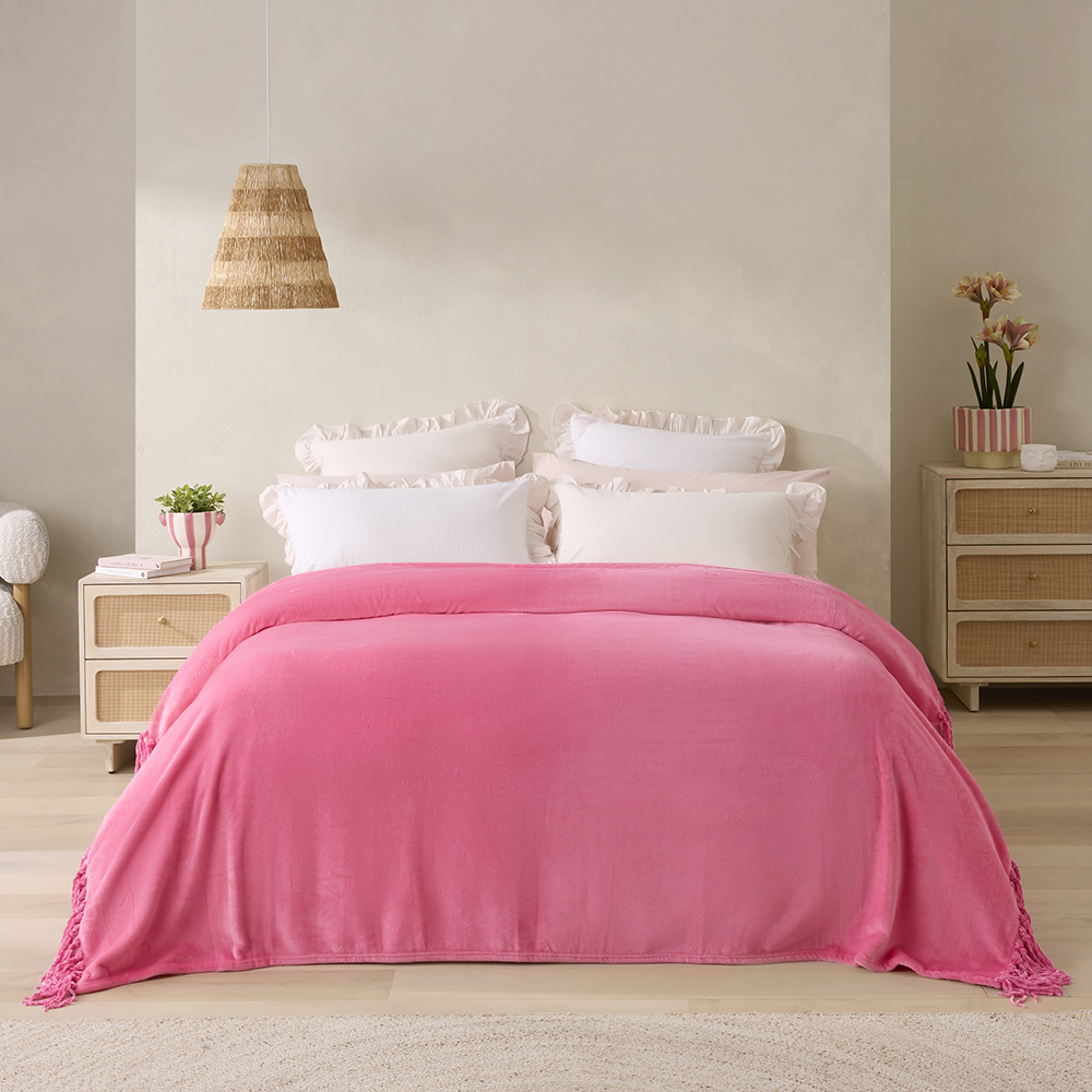 Supersoft Fuchsia Blanket | Adairs