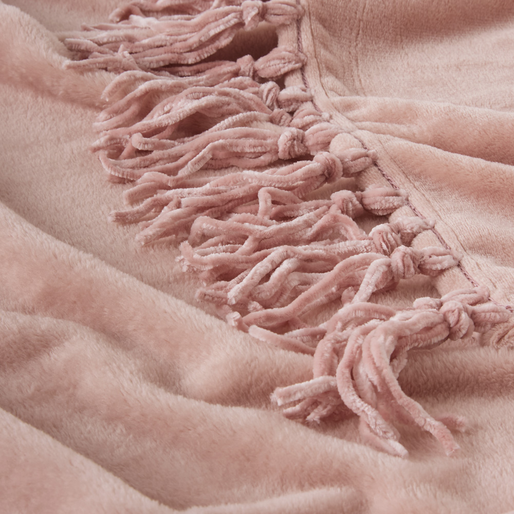 Aspen Dusky Rose Fleece Tassel Throw | Adairs