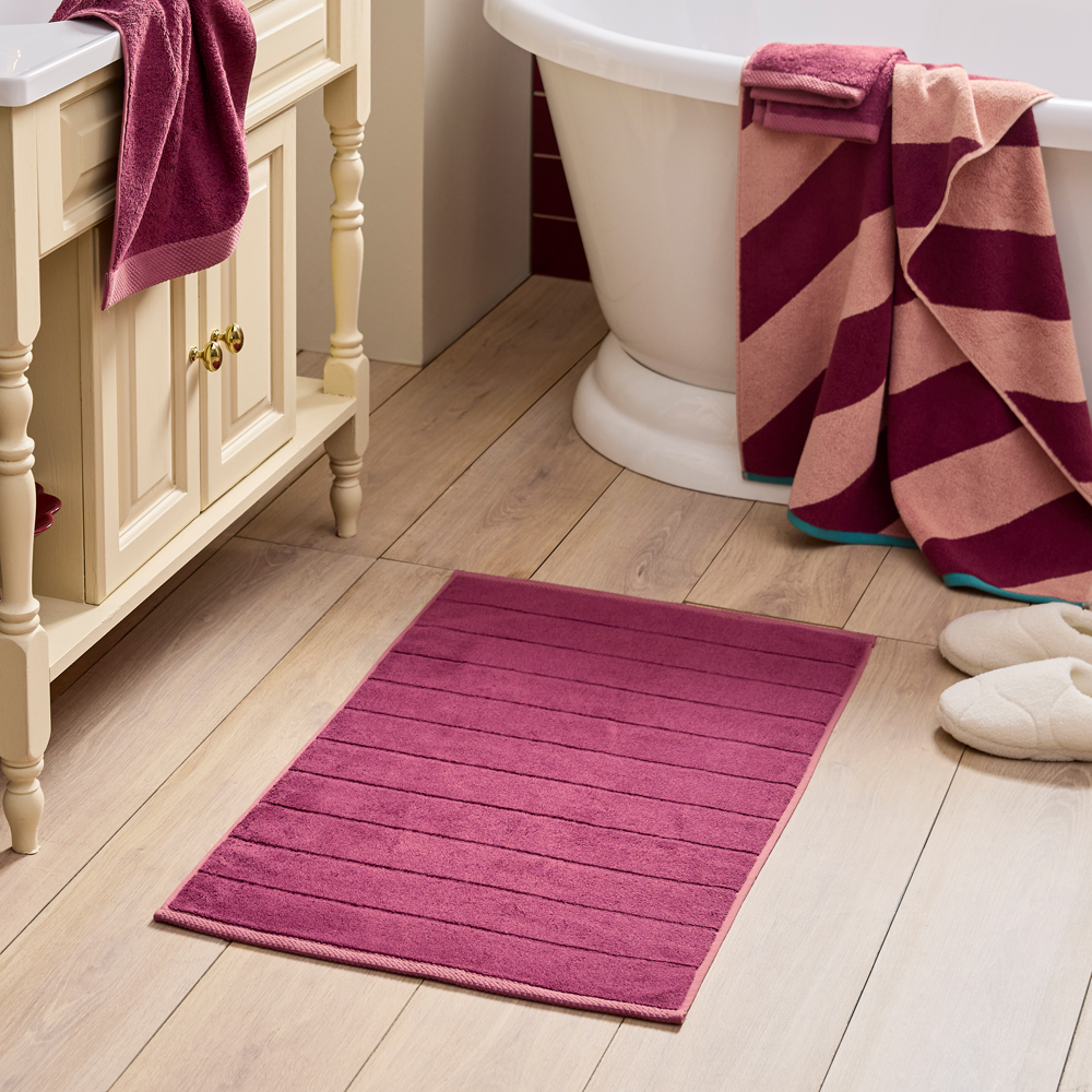 Navara Wine Cotton Bamboo Bath Mat | Adairs