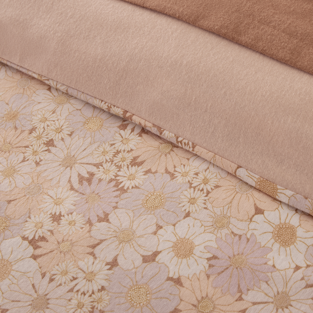 Flannelette Peach Daisy Quilt Cover Set | Adairs