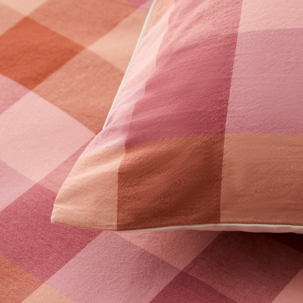 Koko Pink Earth Check Bedlinen | Adairs