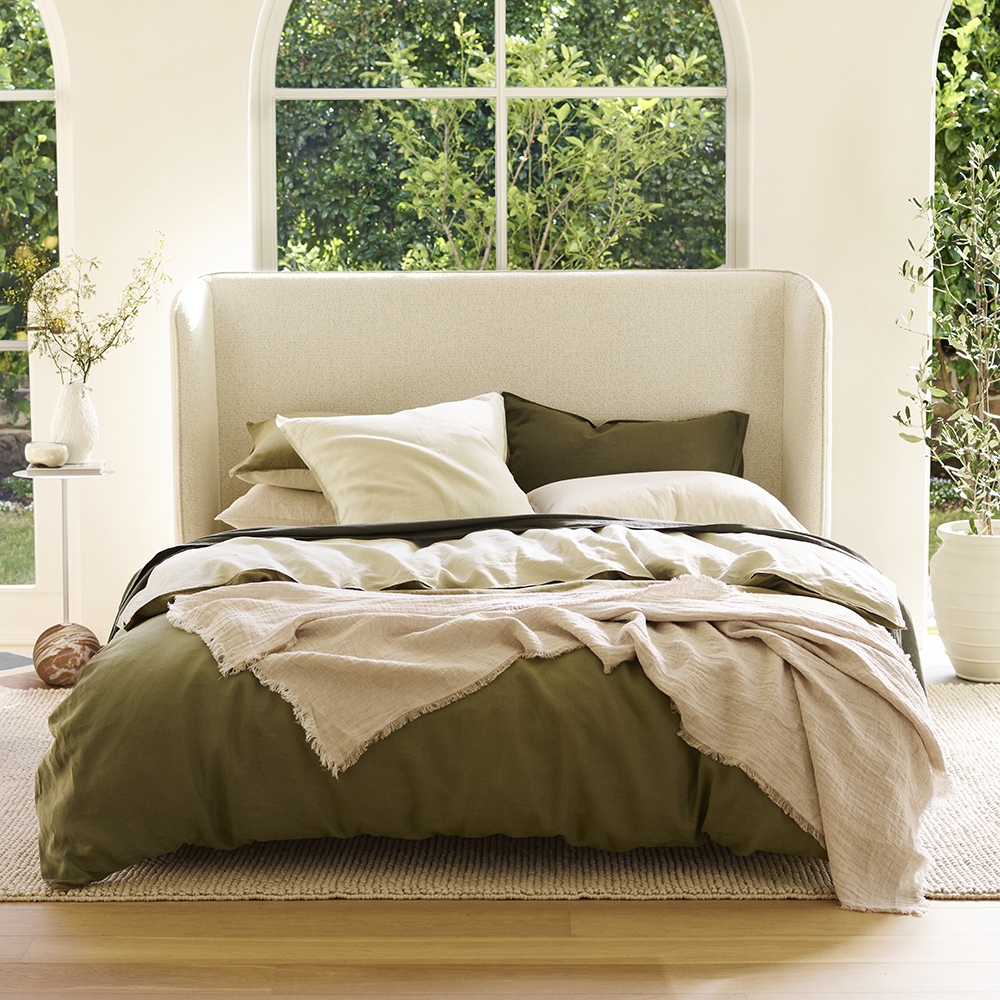 Yorkton Pearl Boucle Full Bed | Adairs