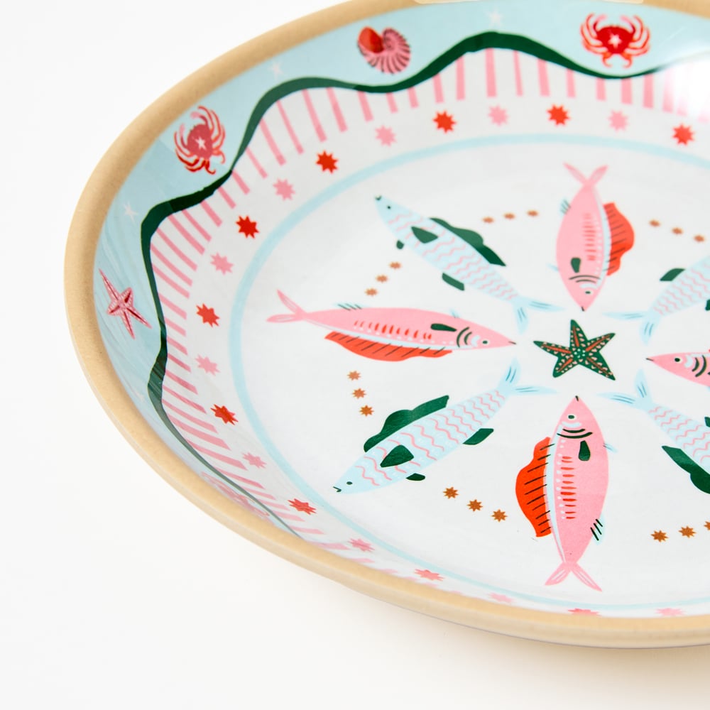 La Mer Coastal Fish Melamine Dinner Bowl | Adairs