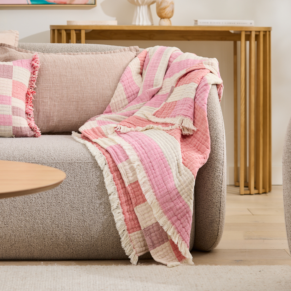 European Collection Pink Bahar Throw | Adairs