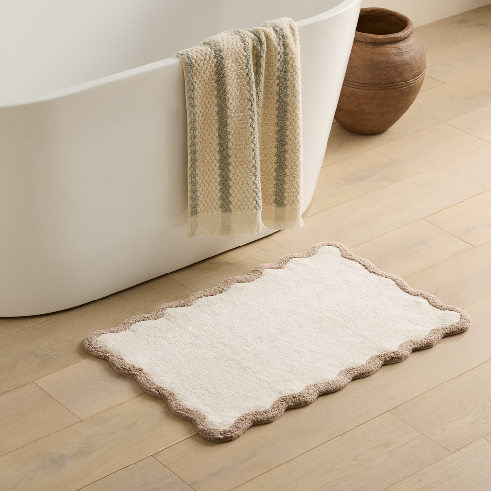 Scallop Natural & Almond Edge Bath Mat | Adairs