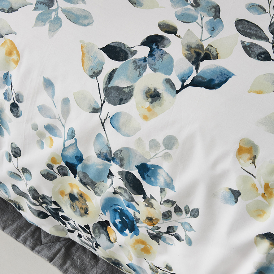 Metro - Bloom Quilt Cover Set | Adairs