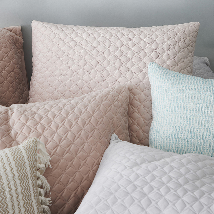 Home Republic - Duke Velvet Dusty Pink Quilted Quilt Cover Separates ...