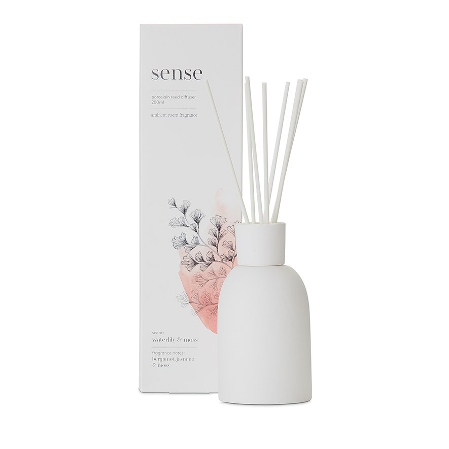 Sense Waterlily & Moss Porcelain Diffuser | Adairs
