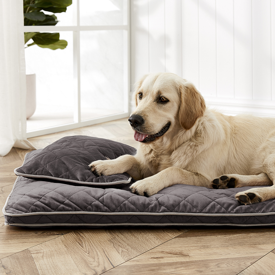 Fetch - Comfort Collection Plush Velvet Quilted Coal Snuggle Mat Cover ...