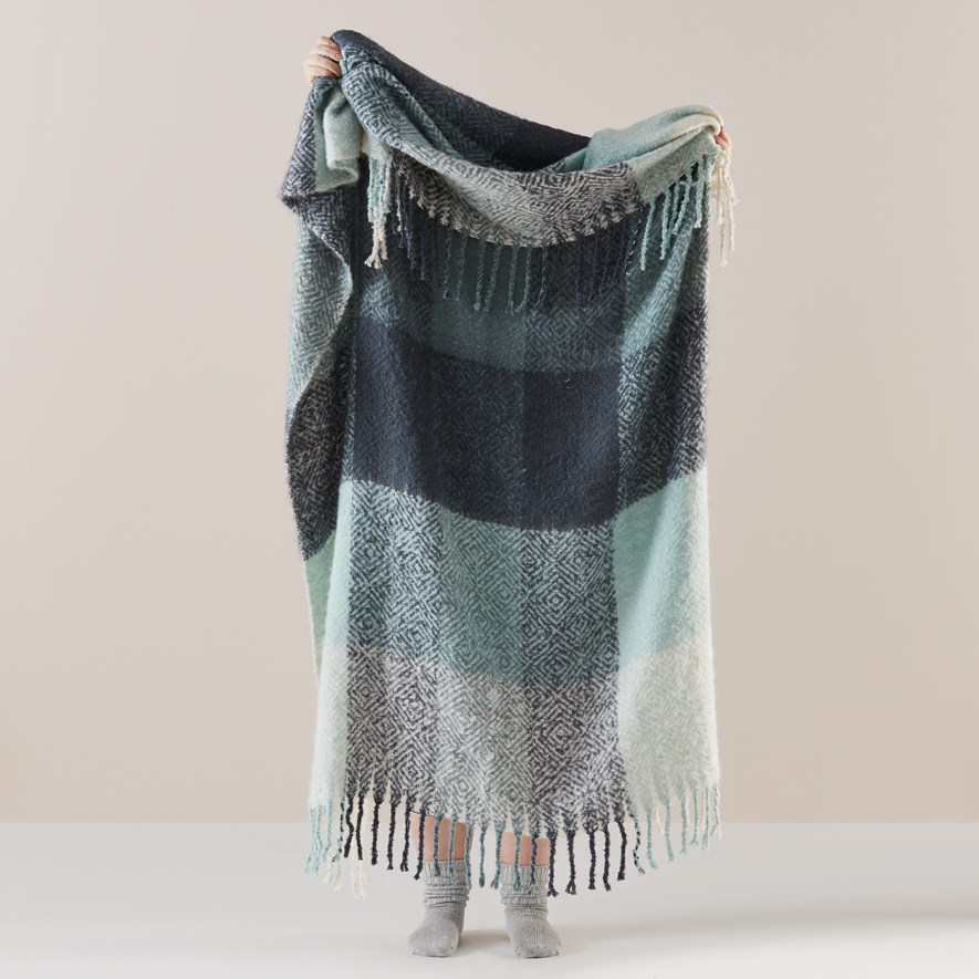 Cambridge Blue & Mint Throw | Adairs