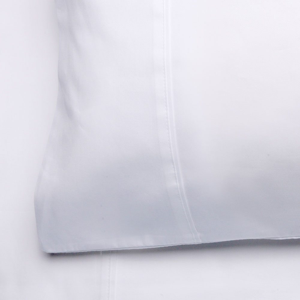 Red Label White Sheet Set | Adairs